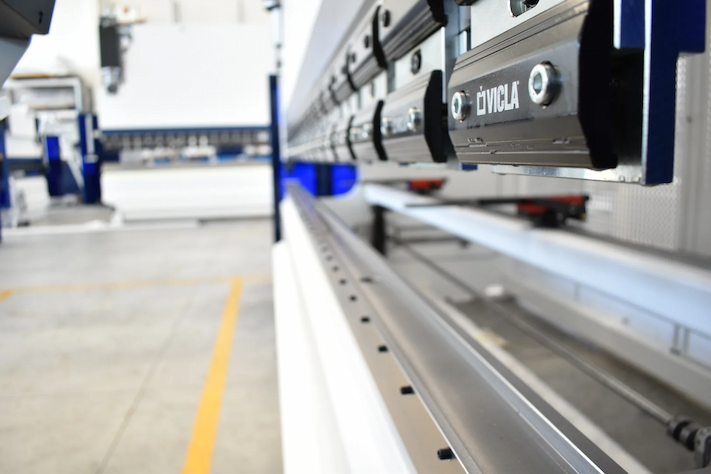 Mastering Springback: A Guide to Sheet Metal Bending Precision